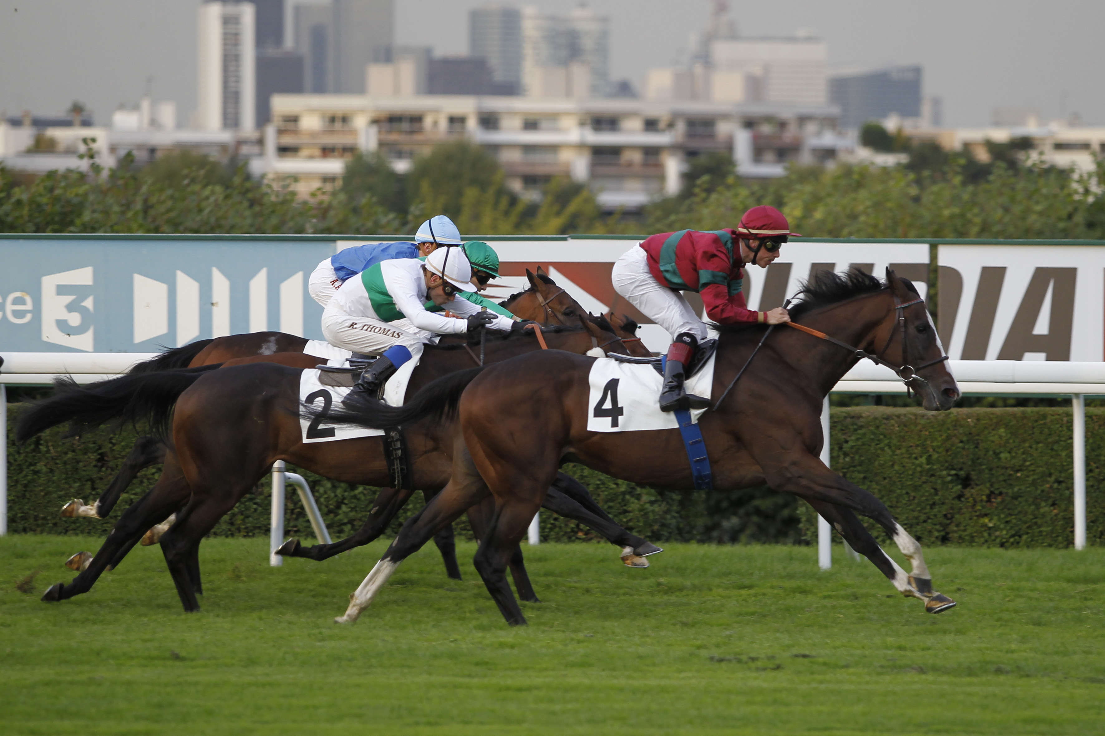 TURF FR : PMU, Courses PMU, Paris, Pronostics & Résultats